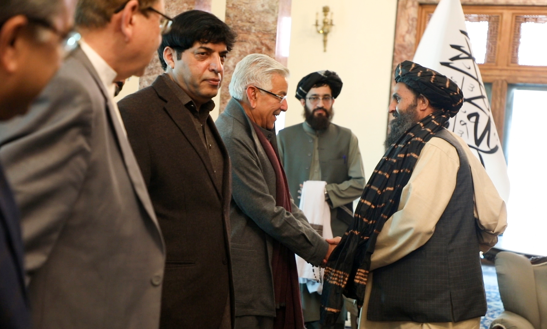 Pakistan defence minister and ISI chief visit Kabul for talks with the ...